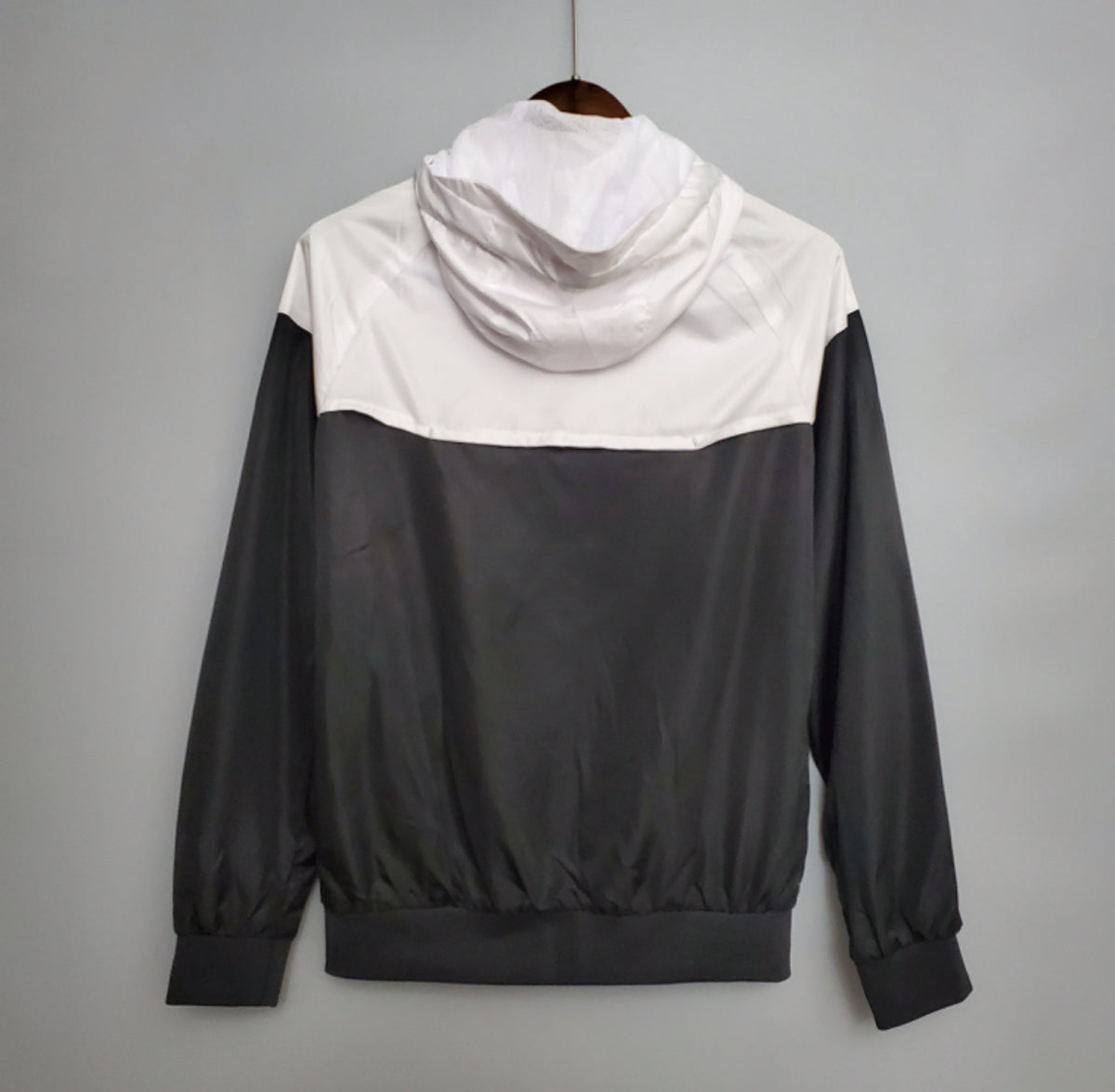 Corta-vento PSG Jordan - Preto e Branco – Vilas Store